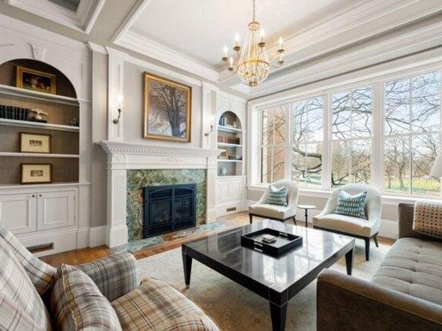 house with 4 bedroom, Boston MA ES105426486