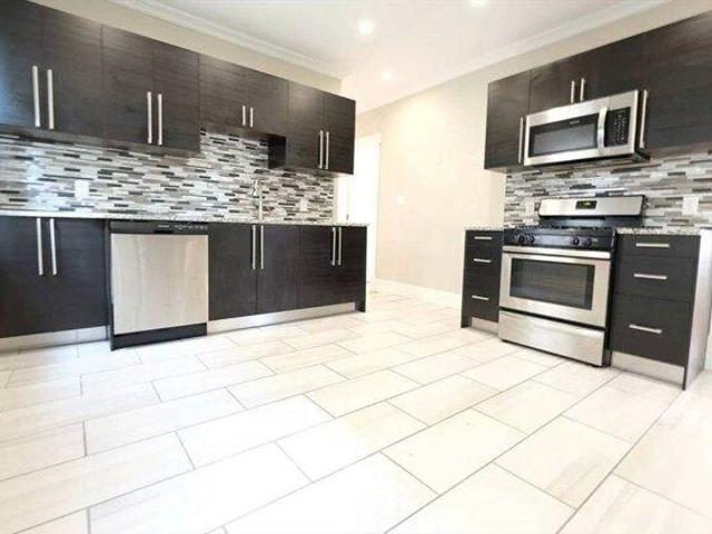 house with 4 bedroom, Boston MA ES105061132