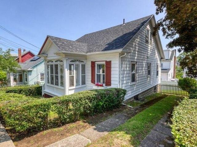 house with 4 bedroom, Boston MA ES105083009
