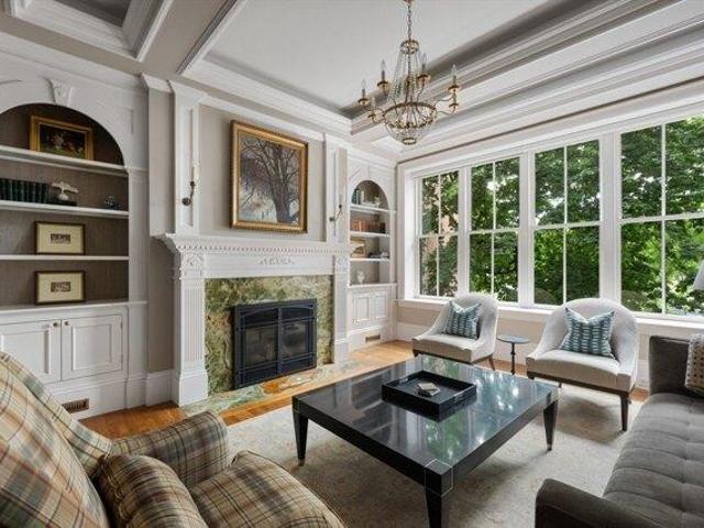 house with 4 bedroom, Boston MA ES105094749