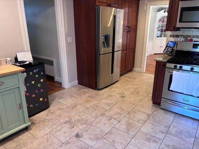 house with 4 bedroom, Boston MA ES105116143