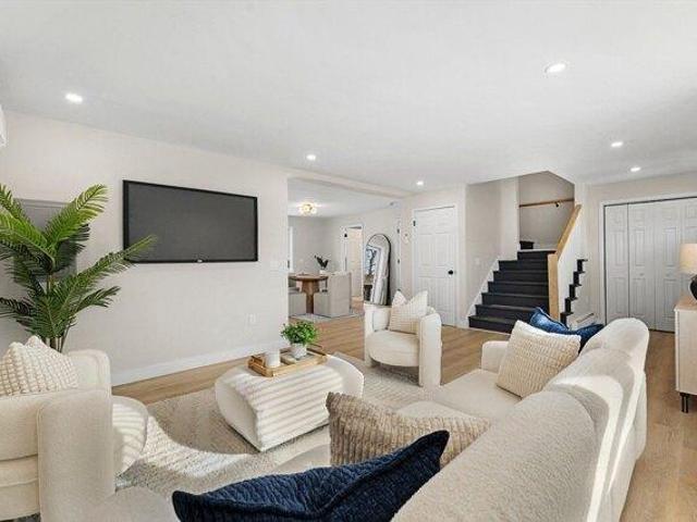 house with 4 bedroom, Boston MA ES105156197