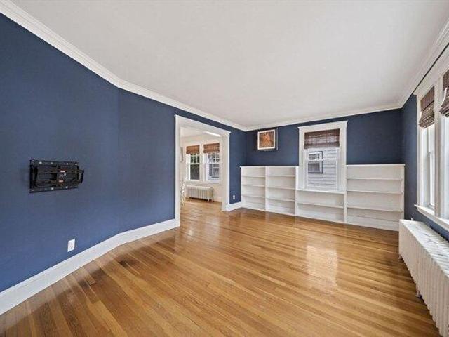 house with 4 bedroom, Boston MA ES105174434