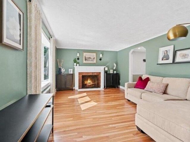house with 4 bedroom, Boston MA ES105204757