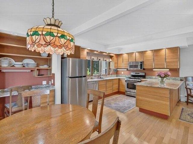 house with 4 bedroom, Boston MA ES105258400
