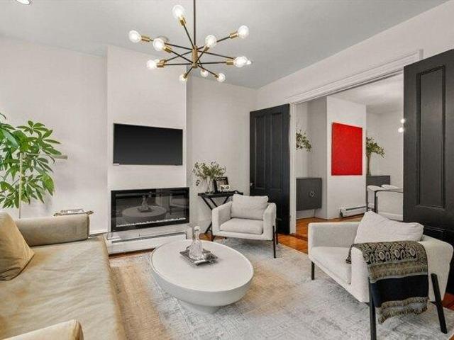house with 4 bedroom, Boston MA ES105366989