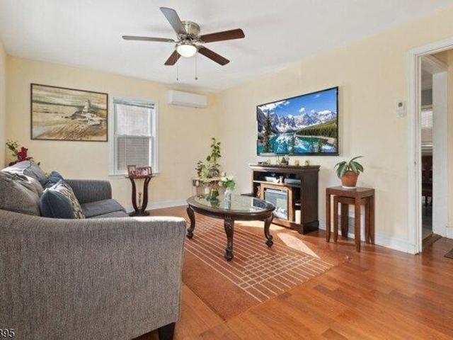 house with 4 bedroom, Bound Brook NJ DLS101802114