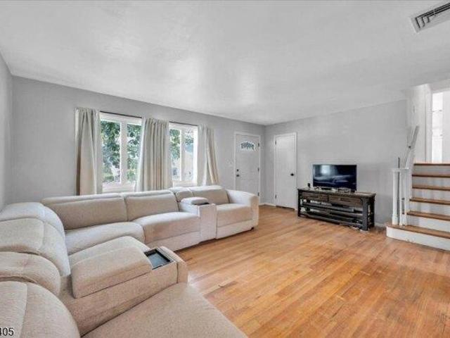 house with 4 bedroom, Bound Brook NJ ES105175057