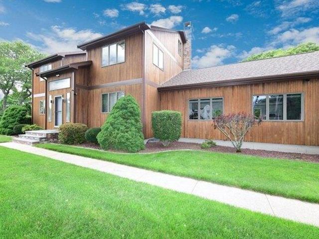 house with 4 bedroom, Bourne MA DS104264187