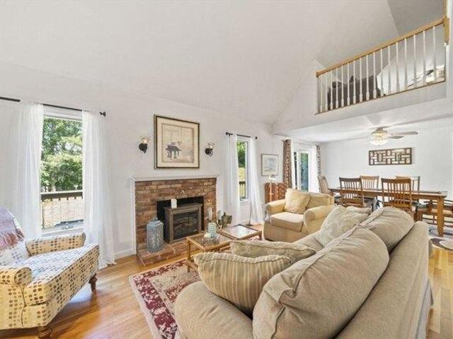 house with 4 bedroom, Bourne MA ES105113896