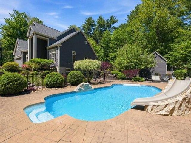 house with 4 bedroom, Bow NH DLS102824292