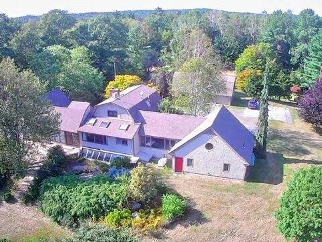 house with 4 bedroom, Bow NH DS102373035