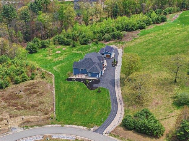 house with 4 bedroom, Bow NH DS103071361