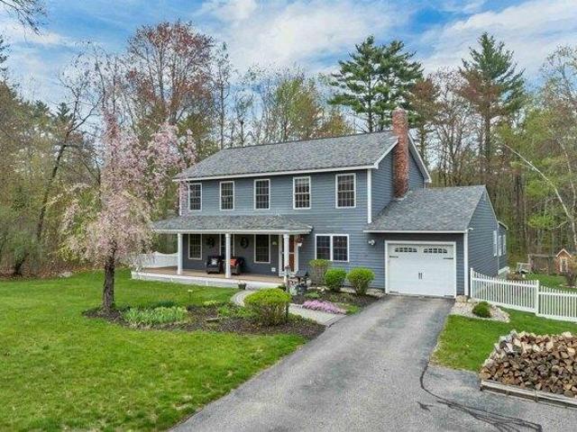 house with 4 bedroom, Bow NH DS103101121