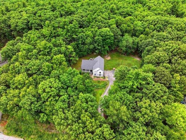 house with 4 bedroom, Bow NH DS104045708
