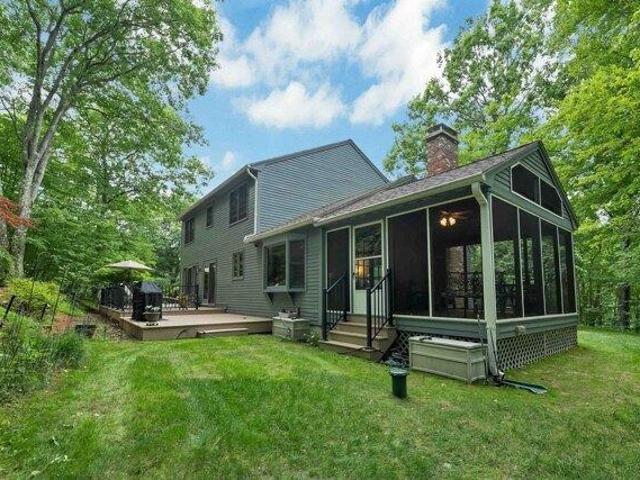 house with 4 bedroom, Bow NH ES104410841