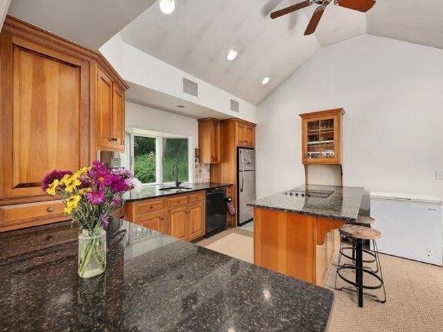 house with 4 bedroom, Boxford MA ES104849684