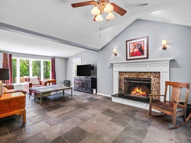 house with 4 bedroom, Boxford MA ES104869913