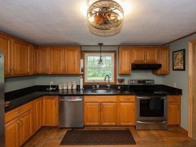 house with 4 bedroom, Boylston MA DS103189127