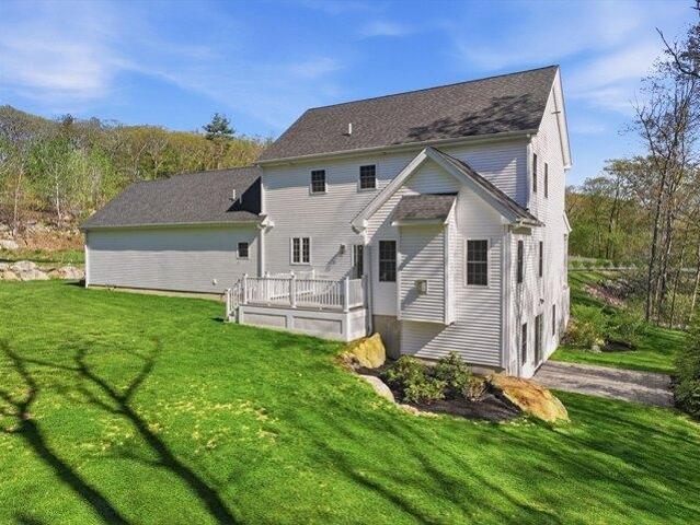 house with 4 bedroom, Boylston MA ES103222473
