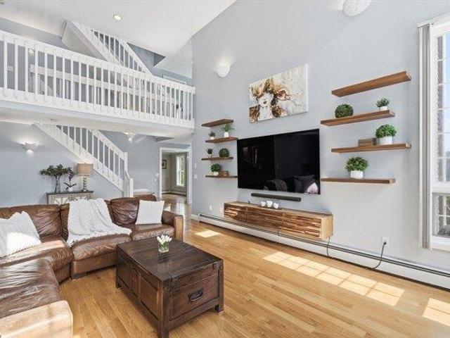 house with 4 bedroom, Boylston MA ES103437874