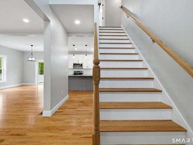 house with 4 bedroom, Bozrah CT ES104077314