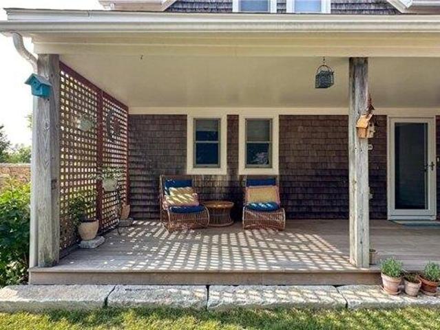 house with 4 bedroom, Block Island RI ES105229285