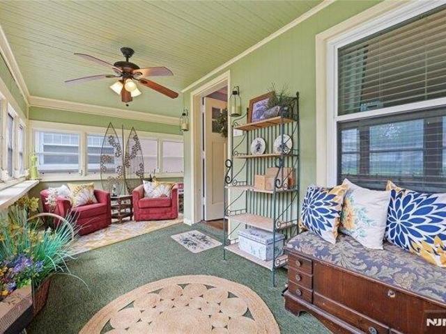 house with 4 bedroom, Bloomfield NJ DLS101656375