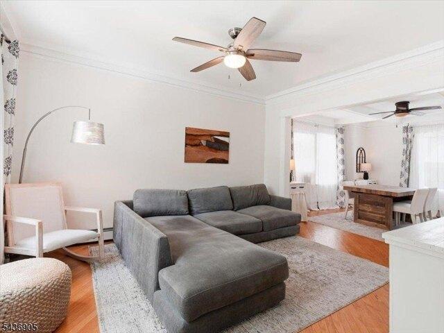 house with 4 bedroom, Bloomfield NJ DLS103071762