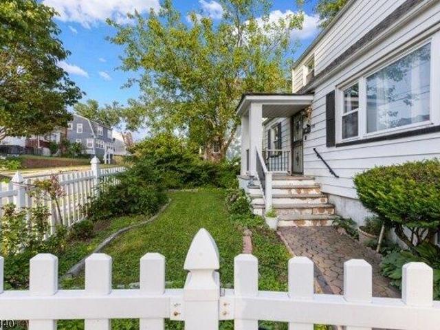 house with 4 bedroom, Bloomfield NJ DS104331479