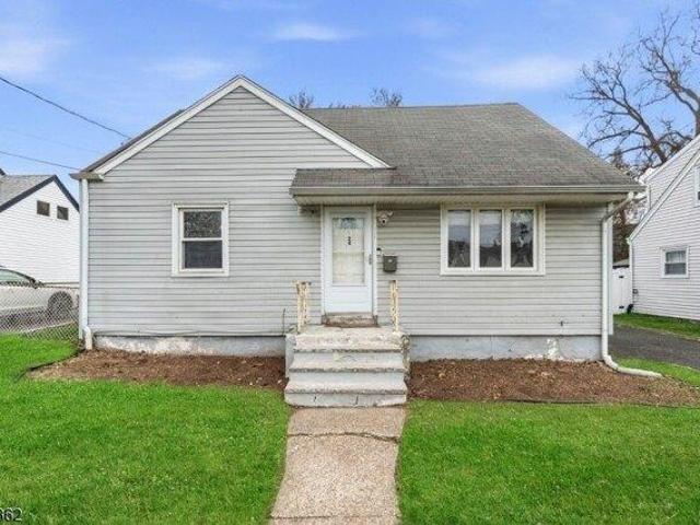 house with 4 bedroom, Bloomfield NJ DS102566432