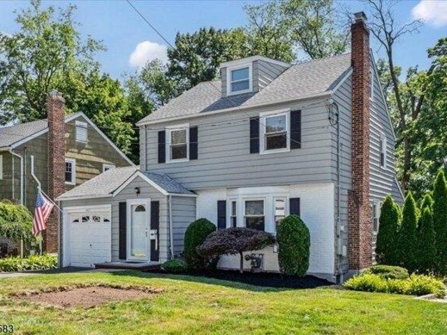 house with 4 bedroom, Bloomfield NJ ES104297747