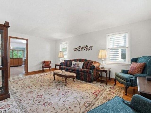 house with 4 bedroom, Bloomfield NJ ES105233733
