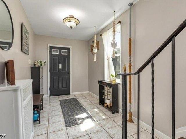 house with 4 bedroom, Bloomfield NJ ES103162917