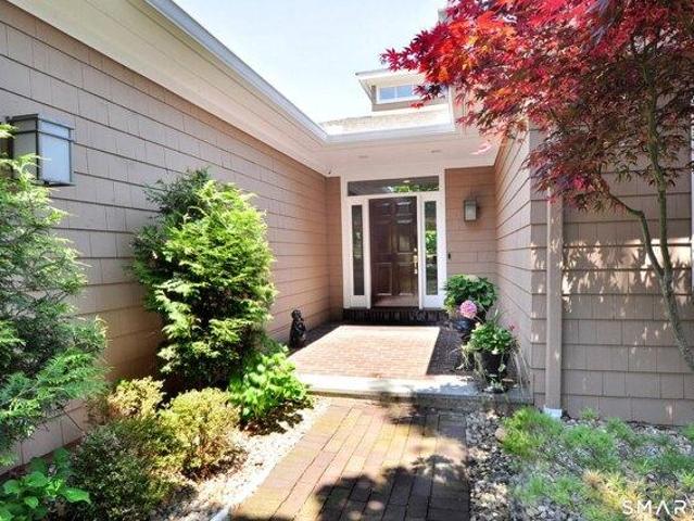 house with 4 bedroom, Bloomfield CT DS103162425