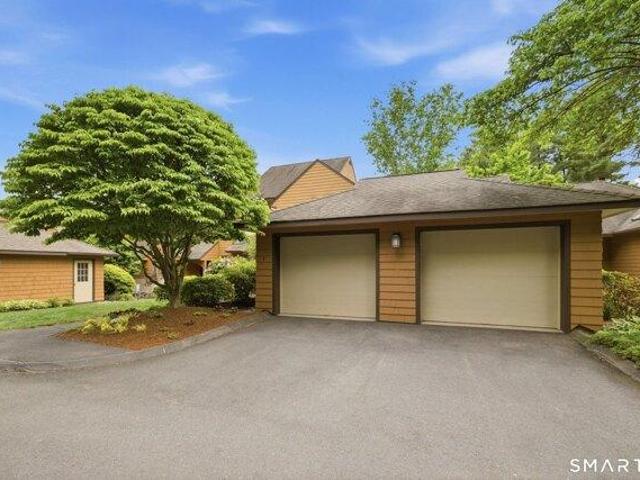 house with 4 bedroom, Bloomfield CT ES103127322