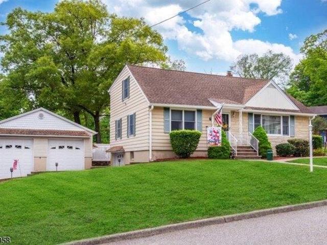 house with 4 bedroom, Bloomingdale NJ DLS102586412