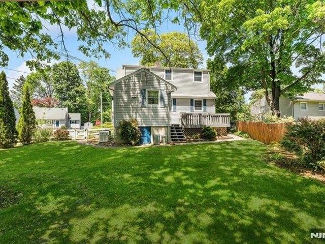 house with 4 bedroom, Bloomingdale NJ DS102825111