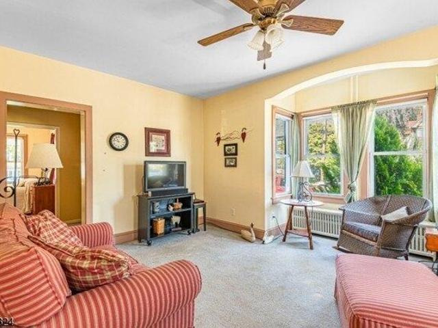 house with 4 bedroom, Bloomsbury NJ DLS102586378