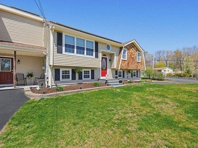 house with 4 bedroom, Blackstone MA DS103036728
