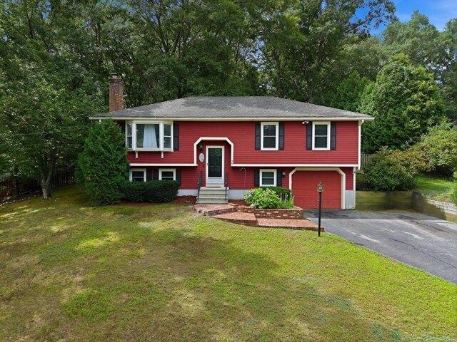house with 4 bedroom, Blackstone MA ES105079867