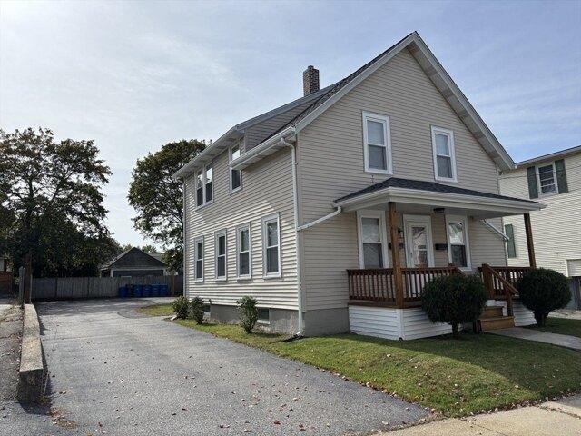 house with 4 bedroom, Blackstone MA ES103071120