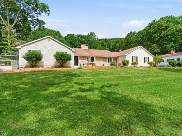 house with 4 bedroom, Blairstown NJ ES105140212