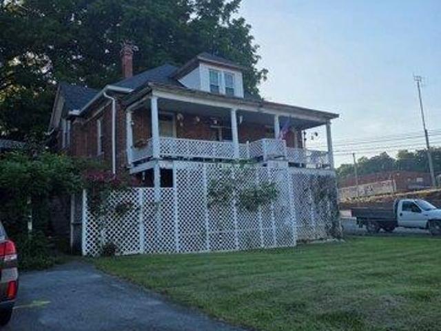 house with 4 bedroom, Bluefield VA ES104901008