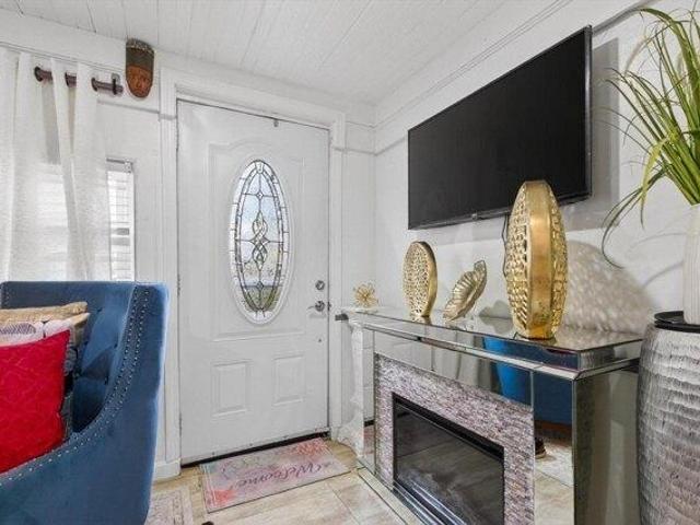 house with 4 bedroom, Brockton MA DLS102155255