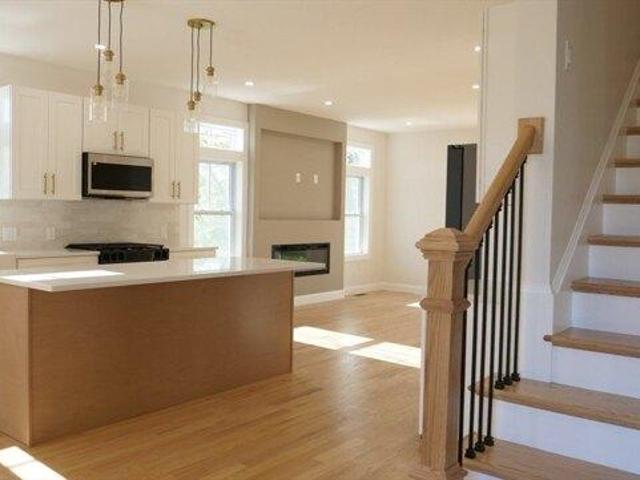 house with 4 bedroom, Brockton MA DLS102157464