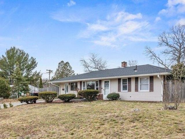 house with 4 bedroom, Brockton MA DS102591704