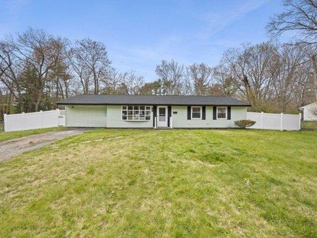 house with 4 bedroom, Brockton MA DS103222614
