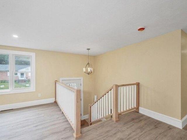 house with 4 bedroom, Brockton MA DS104232673
