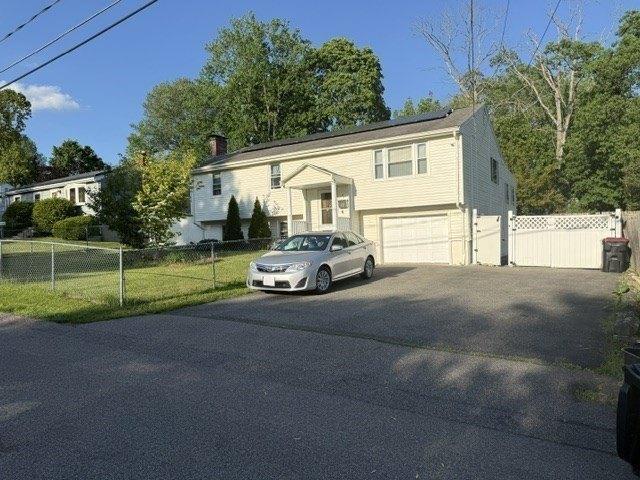 house with 4 bedroom, Brockton MA ES103099394